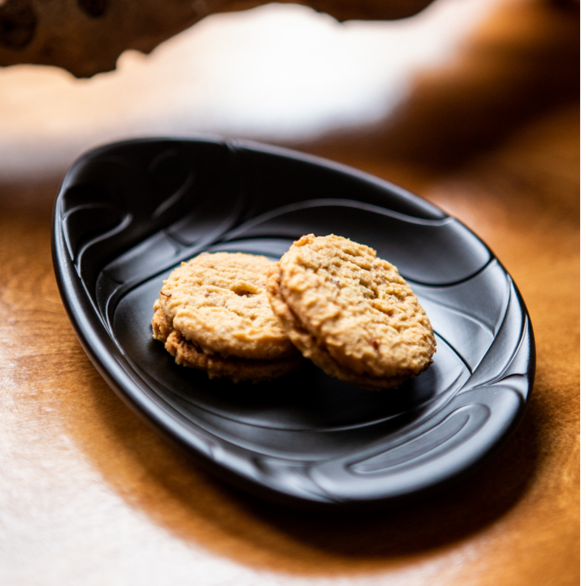 Set of 2 Nesting Serving Bowls - Namwayut by Corrine Hunt – All The Good Things From BC